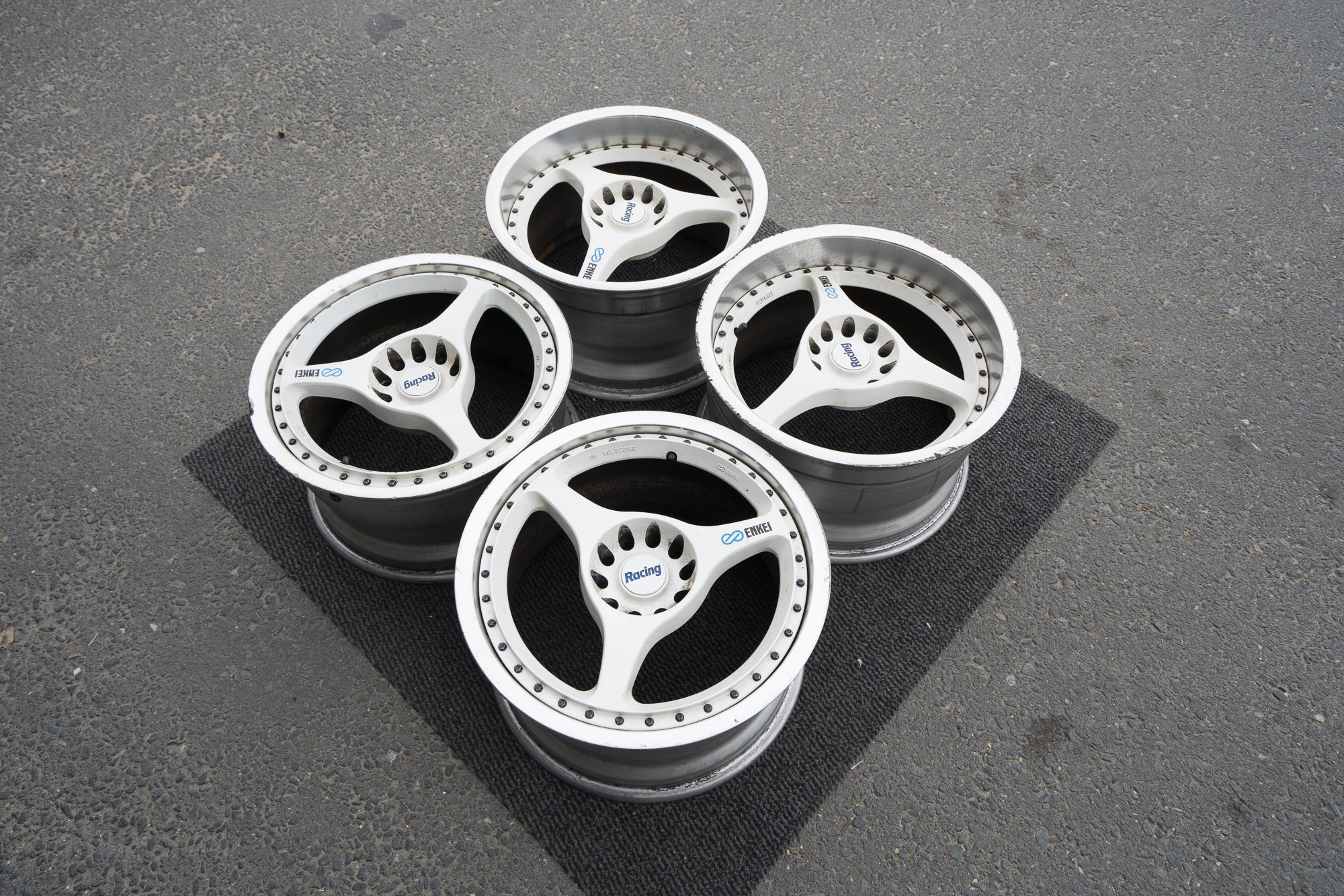 ENKEI RS-3 - JDM Distro - Buy JDM Wheels, Engines and Parts Online ...